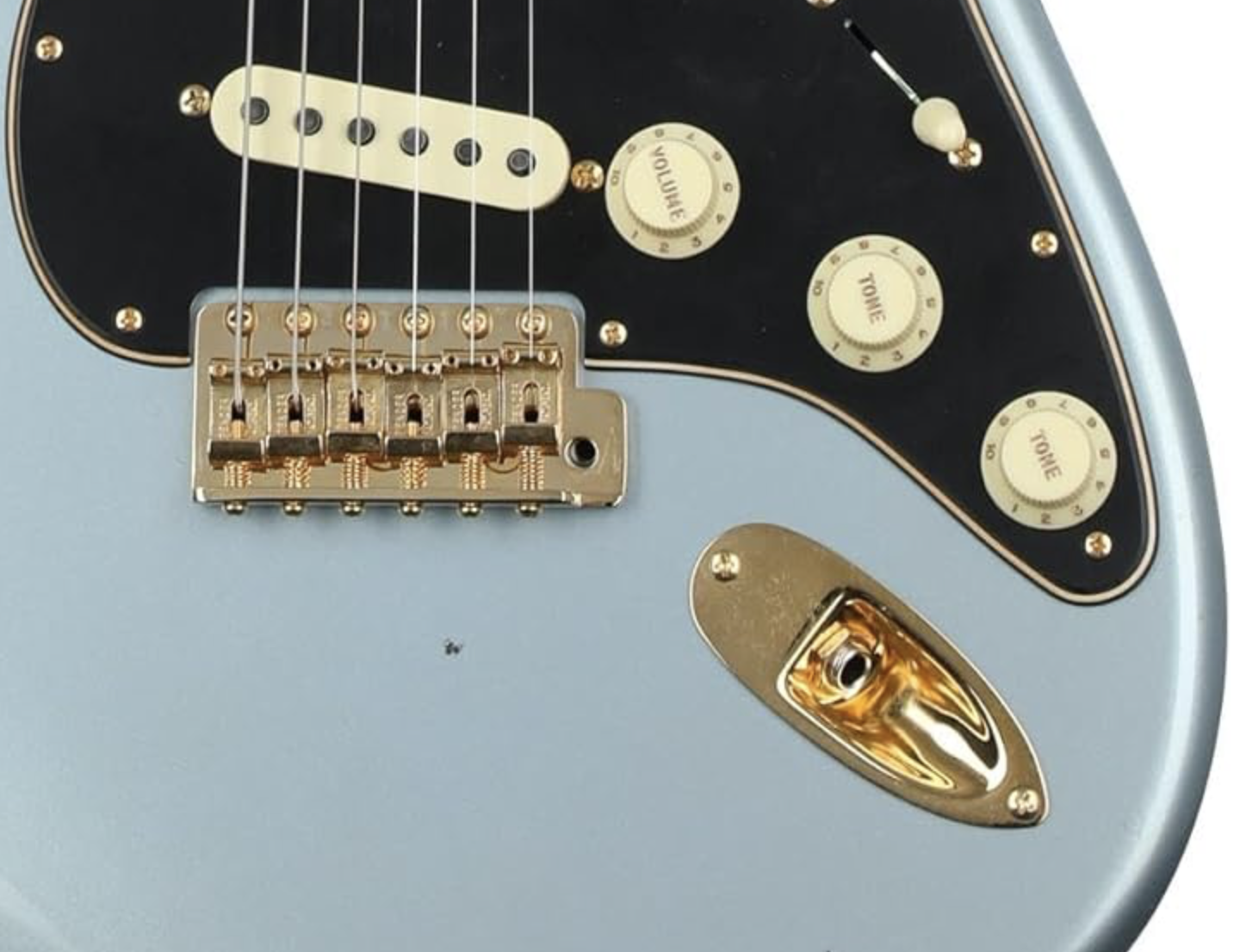 Fender Strat Journeyman Relic: Electric Guitar Review | Play Guitar Review